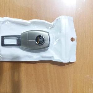 Jual COLOKAN SAFETY BELT LOGO 2 IN 1 MOBIL FORTUNER [PROMO] BARANG ...