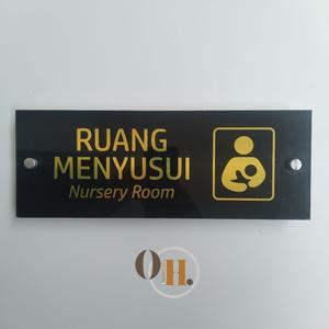 Jual Akrilik Ruang Menyusui - Akrilik Ruang Nursery Room - Ruang ...