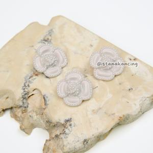 Jual Kancing Jamur Unik Merry White Flower Button Kancing Bunga Cantik ...