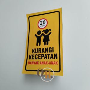 Jual Stiker Hati-Hati Banyak Anak-Anak - Stiker Kurangi Kecepatan ...