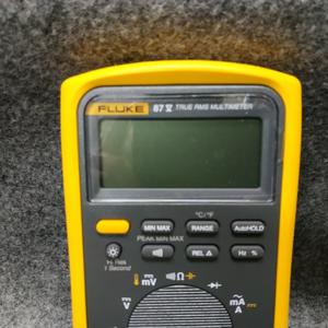 Jual BARU INDUSTRIAL TRUE RMS MULTIMETER WITH TEMPERATURE FLUKE 87V ...