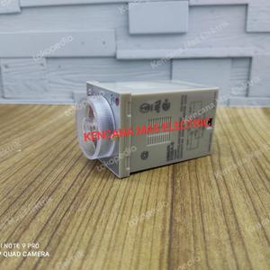 Jual Timer Omron H3Ba-8 220Vac + Socket - Kota Pekanbaru - homekitcen ...