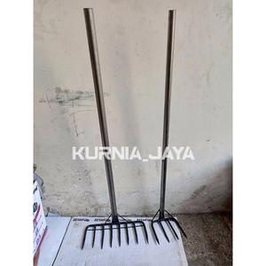 Jual Garuk gagang pipa besi / garuk sampah gagang pipa Besi - Kota ...