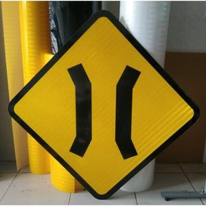Jual RAMBU LALU LINTAS PENYEMPITAN JEMBATAN 75 X75 + TIANG 4 METER/ Ra ...