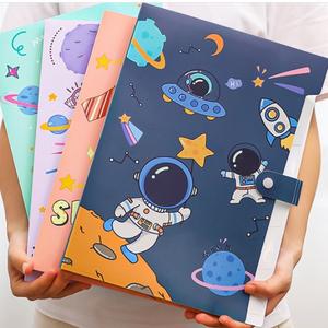 Jual Map Folder Organizer Gambar Luar Angkasa Austronaut 6 Sekat / Map ...