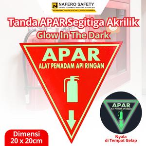 Jual Tanda APAR Segitiga Reflective Sign APAR 20x20cm Akrilik Reflekrif ...