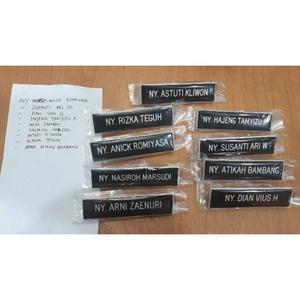 Jual Papan nama/Nametage/Papan Nama Peniti/Nametag Peniti/Papan Nama ...