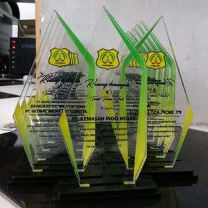 Jual BJ - Plakat wisuda custom, plakat graduation, plakat akrilik ...