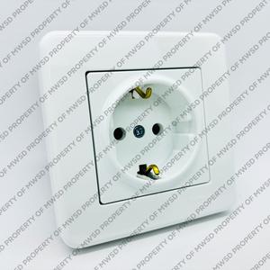 Jual SCHNEIDER LEONA STOP KONTAK 1 GANG SCHUKO NO PROTECTION LNA2900121 ...