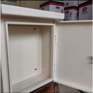 Jual Ionee Box Panel Listrik Outdoor Topi 30 x 40 x 20 / 30x40x20 cm - Kota Surabaya ...