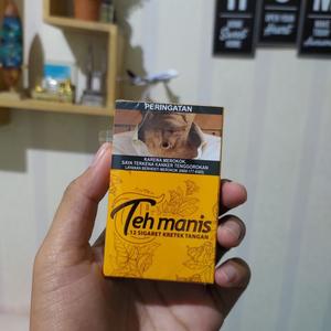 Jual Rokok Teh Manis Kretek 12 Batang Skt Resmi Bercukai Kemasan 1 Slop ...