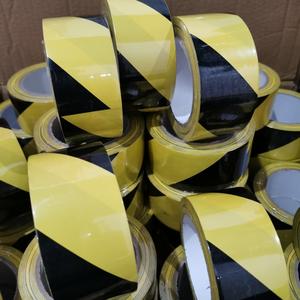 Jual Isolasi Lantai Km 88 Lakban Lantai Kuning Hitam 2" X 33 Meter ...