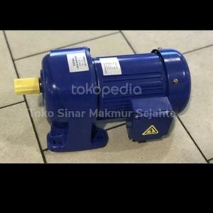 Jual HELICAL GEAR MOTOR 1/4 HP 3 PHASE RATIO 60,80,100 . HORIZONTAL ...