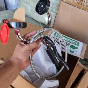 Jual Dual Head Drench Hose / Eye Wash Bench Mount Original Berkualitas ...