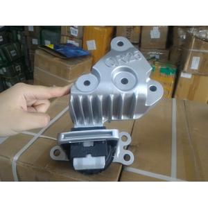 Jual Xtrail T32 2.5 Engine Mounting Kanan Rh Insulator Engine Nissan ...