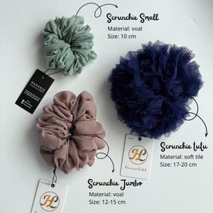 Jual HANANIA LABEL- SCRUNCHIE | TUTU TILE IKAT RAMBUT KUNCIR CEMPOL ...