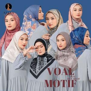 Jual Hijab Segi Empat Azara Oskara Motif Laser Cut Packing Pouch LC ...