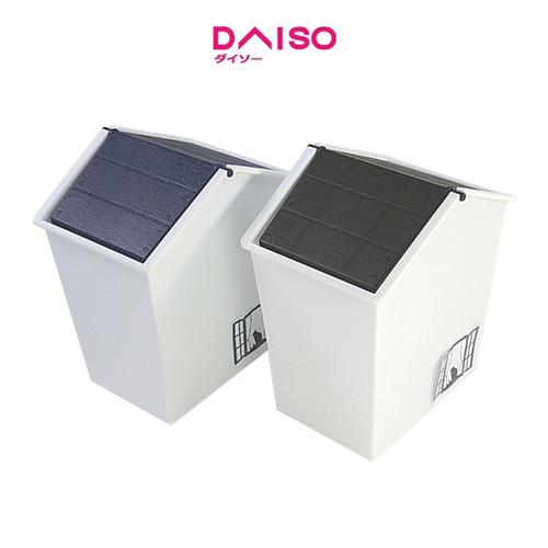 Jual Daiso Desktop Dust box with swing lid that the shape of a house ...