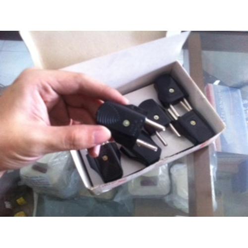 Jual steker hitam broco (two pole plug) listrik - Kota Depok - Toko ...