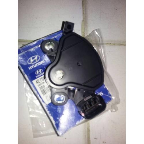 Jual Switch inhibitor(sensor metik luar) Hyundai Santa fe - Kota ...