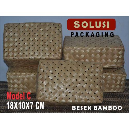 Jual KOTAK BAMBU SPESIAL 10X18X7 CM / BESEK BAMBU / KOTAK KUE DARI ...