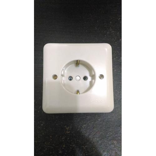 Jual STOP KONTAK INBOW BROCO NEW GEE - Jakarta Selatan - WHS Store ...