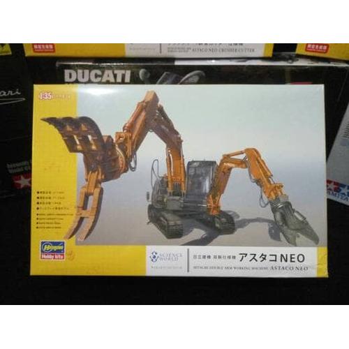 Jual 1/35 HASEGAWA - HITACHI DOUBLE ARM WORKING MACHINE ASTACO NEO ...