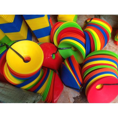 Jual Cone Mangkuk Alat latihan fisik Perlengkapan fisik cone futsal ...