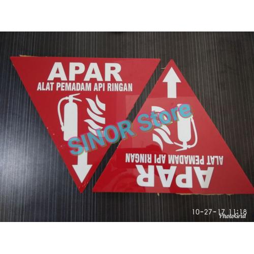 Jual Rambu Segitiga Alat Pemadam Api ACRYLIC 2mm Sticker 3M Reflectif ...