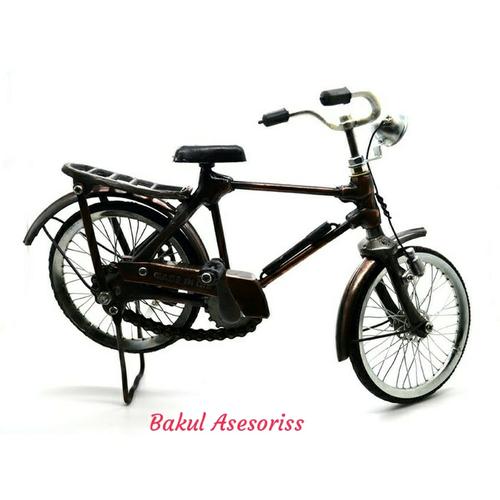 Jual Miniatur Sepeda Onthel Kuno / Miniatur sepeda Onthel Besi - Kab ...