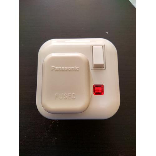 Jual Panasonic Stop Kontak AC Set OutBow Wide Series Putih WBJ 1214W-3K ...