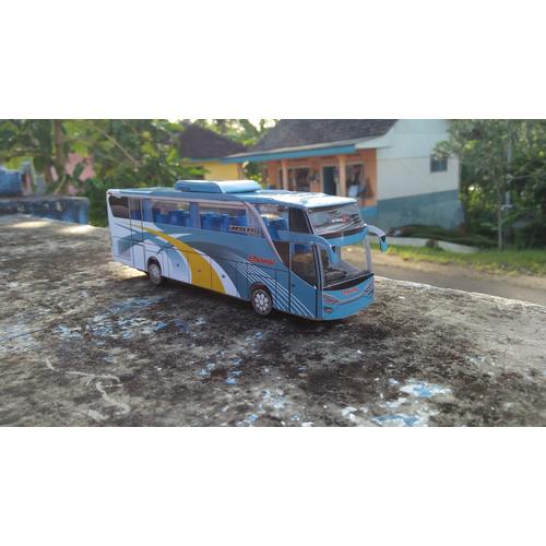 Jual Miniatur Bus Efisiensi Biru SHD - Kab. Malang - Miniatur Bis ...