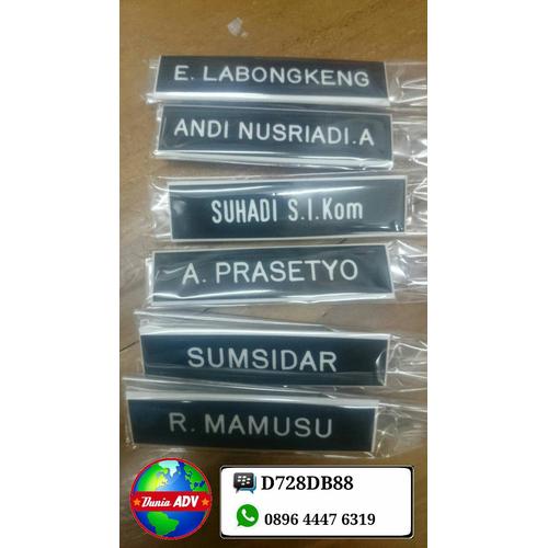Jual PAPAN NAMA DADA / NAME TAG GRAFIR FIBER PENITI MAGNET - Jakarta ...