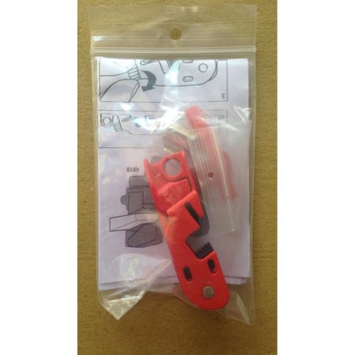 Jual master lock 493b grip tight circuit breaker lockout pengaman mcb ...