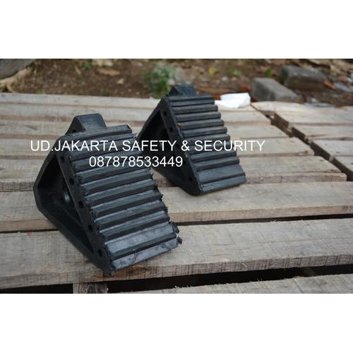 Jual JUAL BED WHEEL RUBBER STOPPER FOR BUS TRUCK PENAHAN RODA BAN MOBIL ... Jual JUAL BED WHEEL RUBBER STOPPER FOR BUS TRUCK PENAHAN RODA BAN MOBIL ...