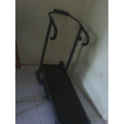 Jual Alat Olah Raga (Treadmill, Alat Sit up, dan lainnya) - Jakarta ...