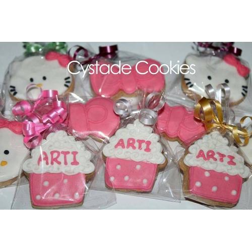 Jual KUKIS HELLO KITTY & DANIEL / SOUVENIR ULANG TAHUN / COOKIES ...