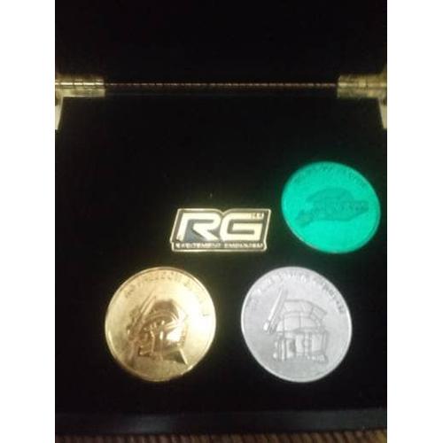Jual Rare RG Gundam Medal Box Set ex-kolpri - Kota Malang - EroGunsou ...