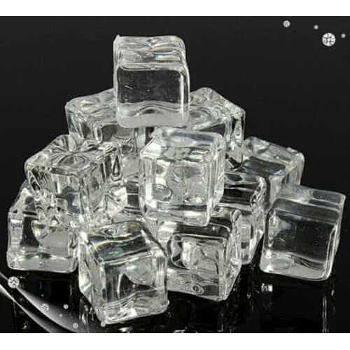 Jual es palsu /fake ice cube food fotografi properti ukuran 3x2,5cm ...