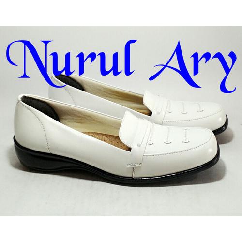 Jual Sepatu kerja pantofel kulit wanita 671 trepes keren murah - Putih ...