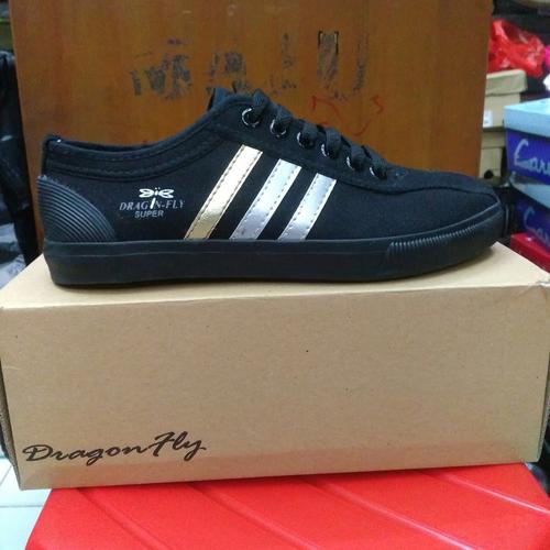 Jual sepatu dragonfly original all black new model. - Hitam, 40 ...
