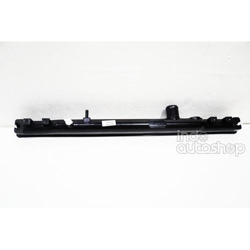 Jual Cover Upper / Top Tank / Kepala Radiator Innova Fortuner Hilux ...