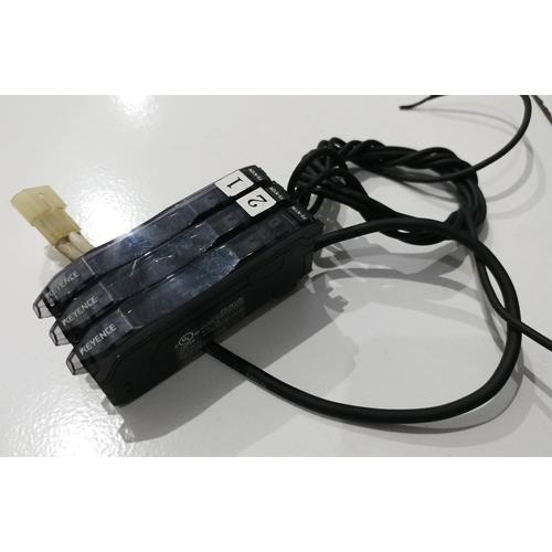 Jual Fiber optic photo sensor amplifier set FS-N11N FS-N12N Keyence 3 pcs - Kab. Bandung ...