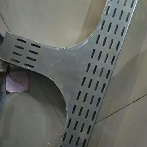 Jual TEE TRAY 100 x 50 mm Electro Galvanized - Jakarta Pusat ...