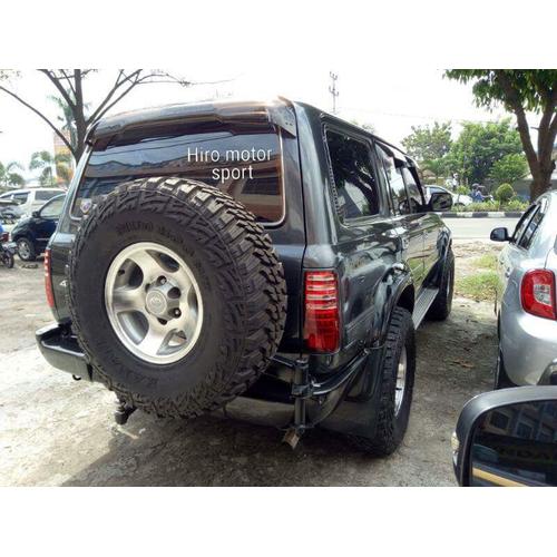 Jual hanger gantungan ban serep land cruiser vx 80 - Jakarta Pusat ...