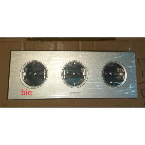 Jual Stop kontak triple(3 gang) panasonic style silver - Jakarta Pusat ...