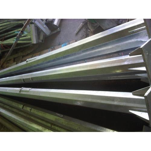 Jual Tiang PJU/Lampu Jalan Tenaga Surya 8M Okta/Hexa Singel Arm HDG ...