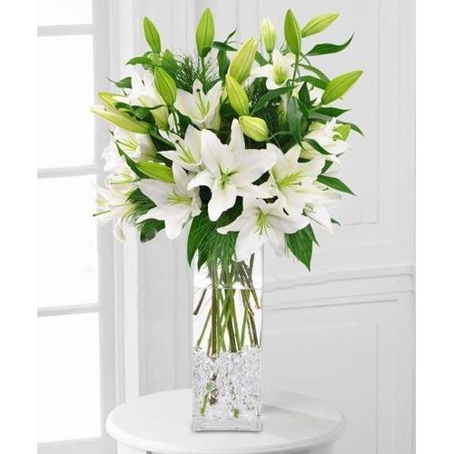 Jual Bunga Lily segar satu ikat isi 12 - 16 kuntum / bunga lily ...