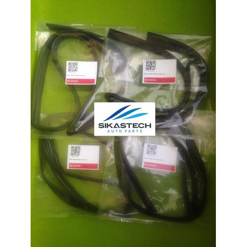 Jual DOOR GLASS RUN CHANNEL / KARET KACA PINTU SET TOYOTA STARLET ...