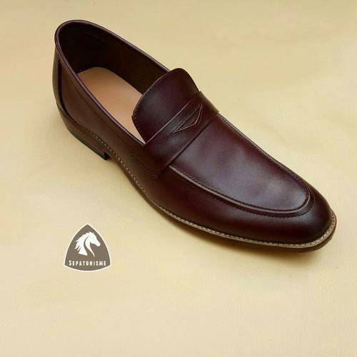 Jual Sepatu Kulit Pria - Sepatu Kulit Custom | Loafers | Zaheer - Merah ...